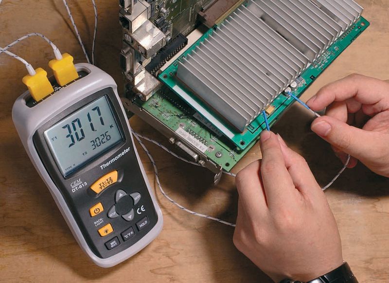 High Accuracy K-Type Thermometers | Seton