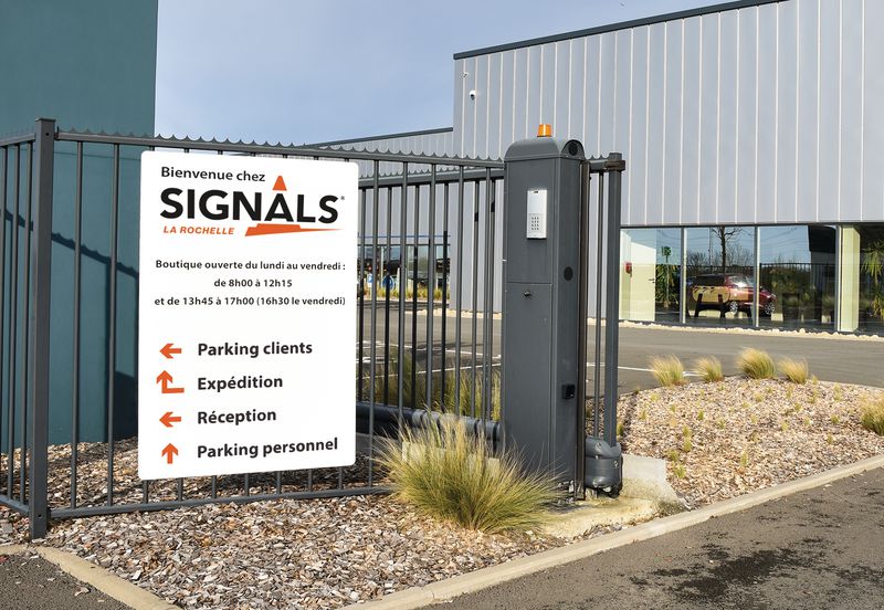 Panneaux pour un affichage grand format | Signals