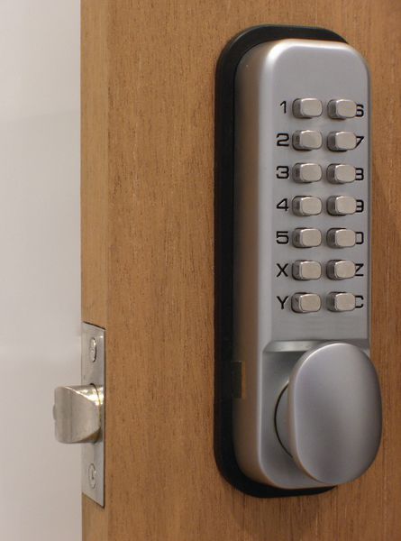 Keypad lock store