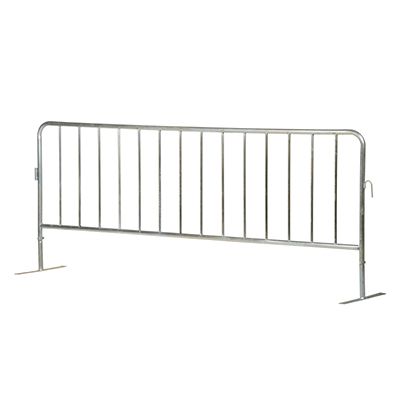 Interlocking Crowd Control Barriers With Flat Feet | Emedco