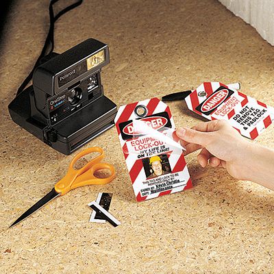 Custom Photo Lockout Tags|Seton Canada | Seton.ca